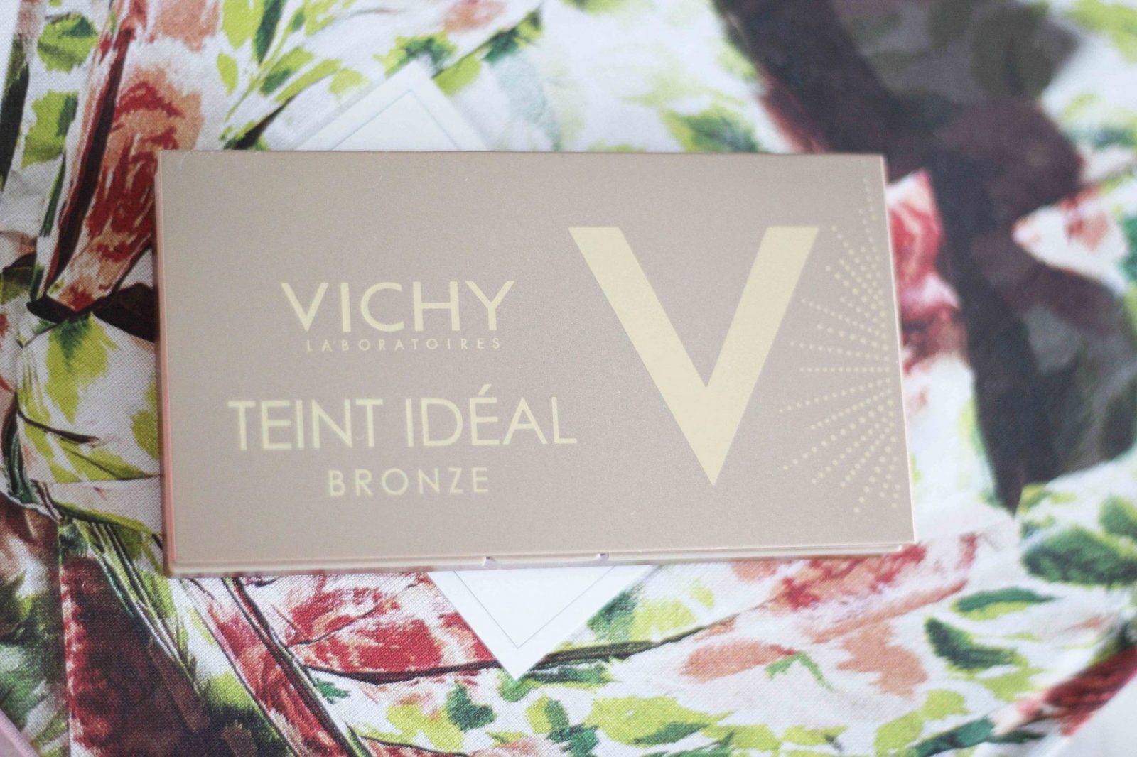 5 Minute Makeup with the Vichy Teint Ideal Line - sparkleshinylove