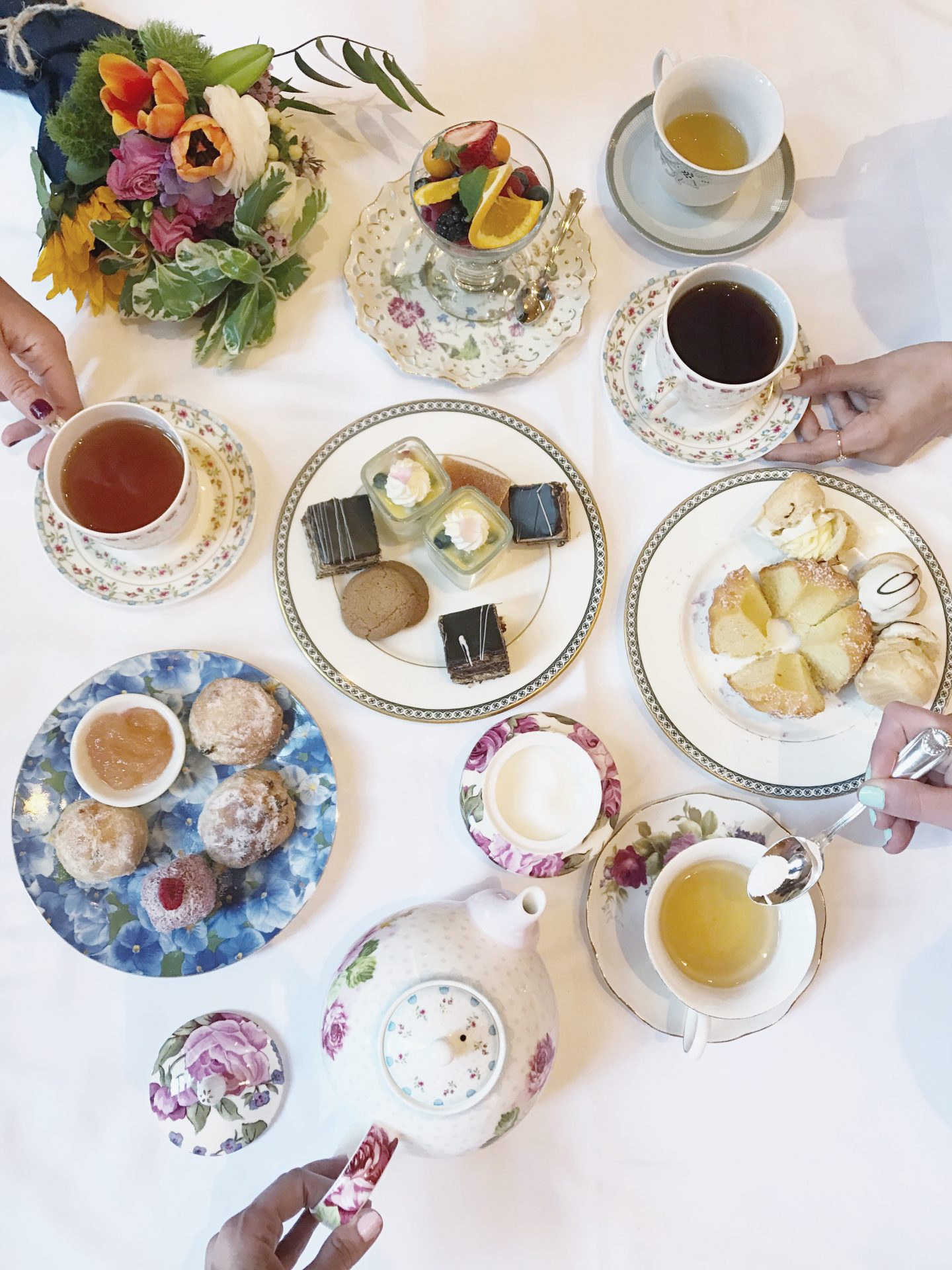 Afternoon Tea at Toronto’s Fairmont Royal York Hotel - sparkleshinylove