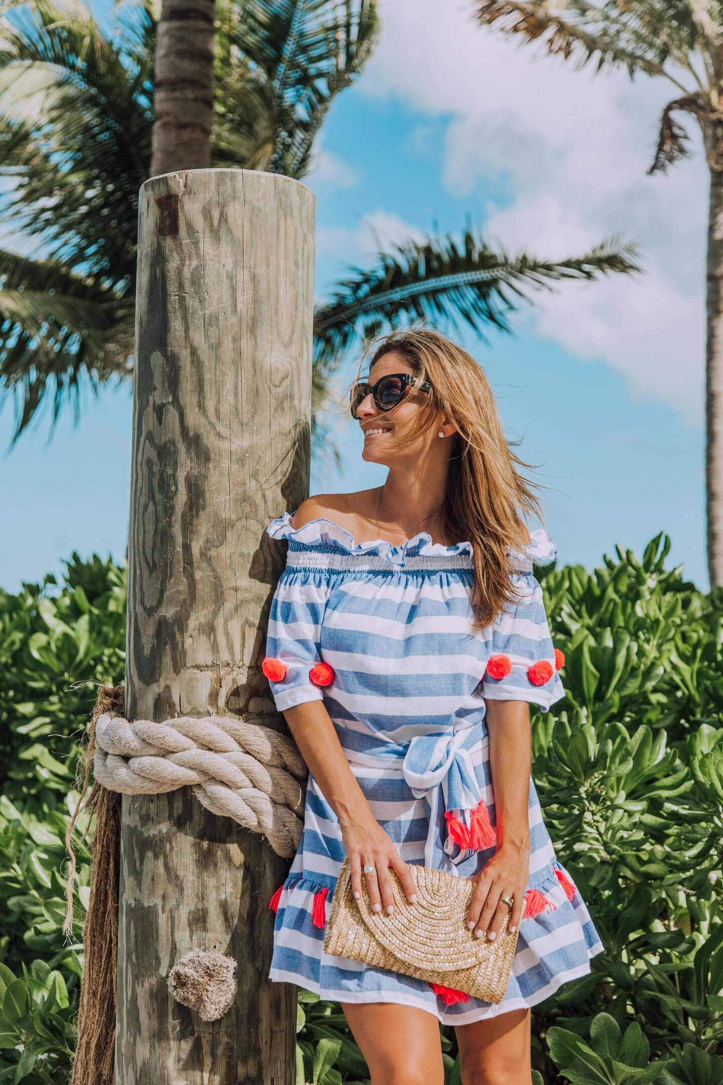 Bahamas Girl - sparkleshinylove