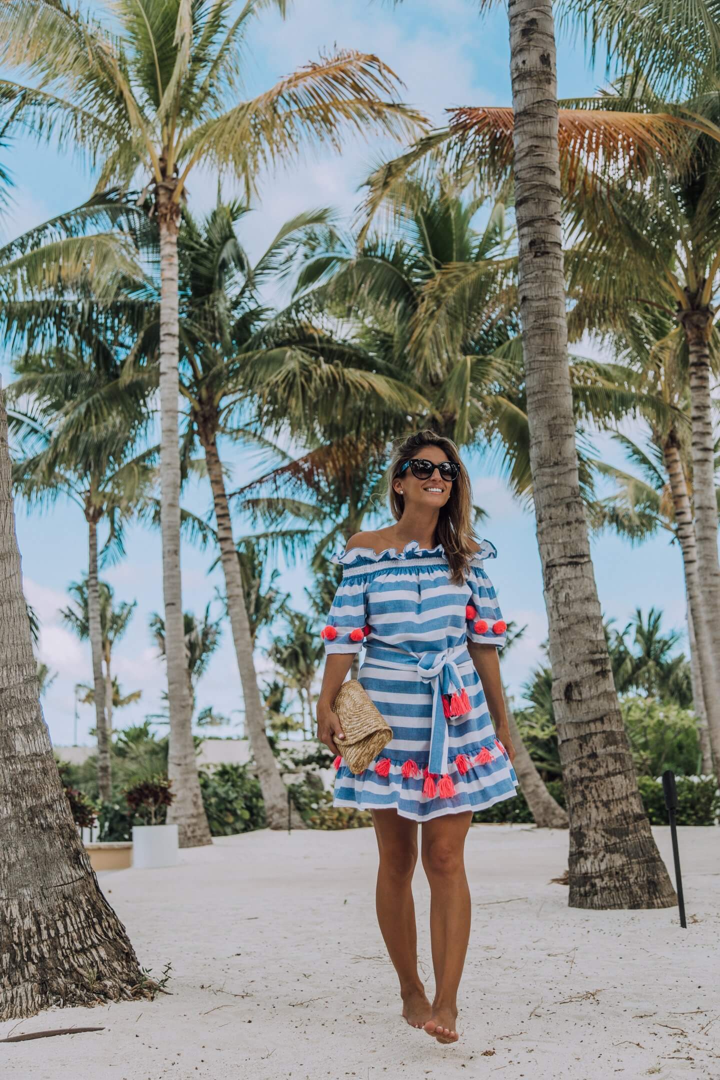 Bahamas Girl - sparkleshinylove