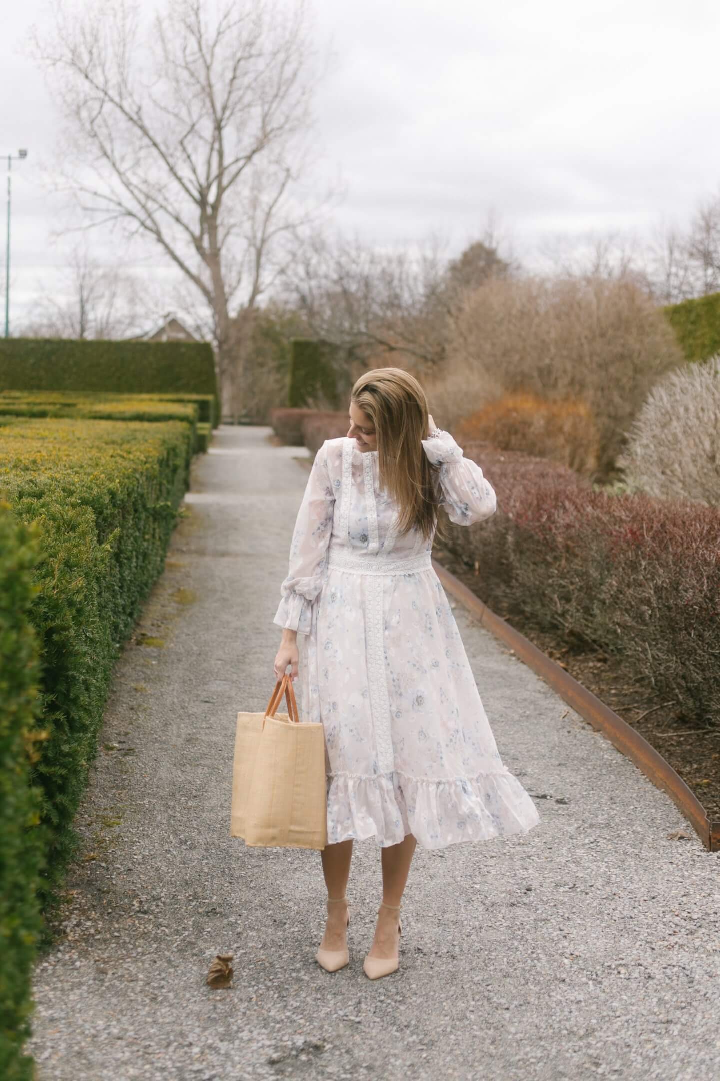 Strolling through Monday - sparkleshinylove