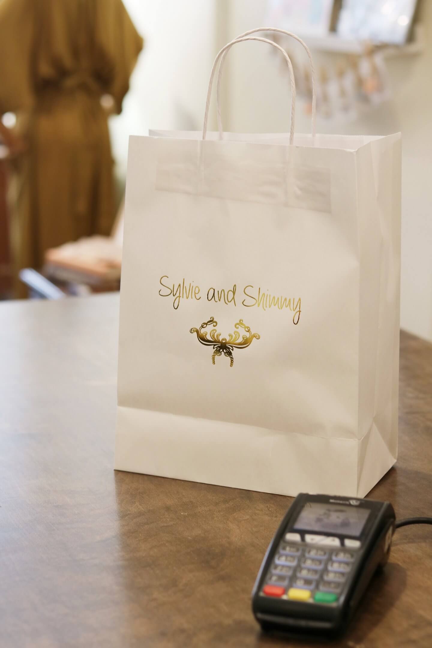 How to Show Love to Local Shops - sparkleshinylove