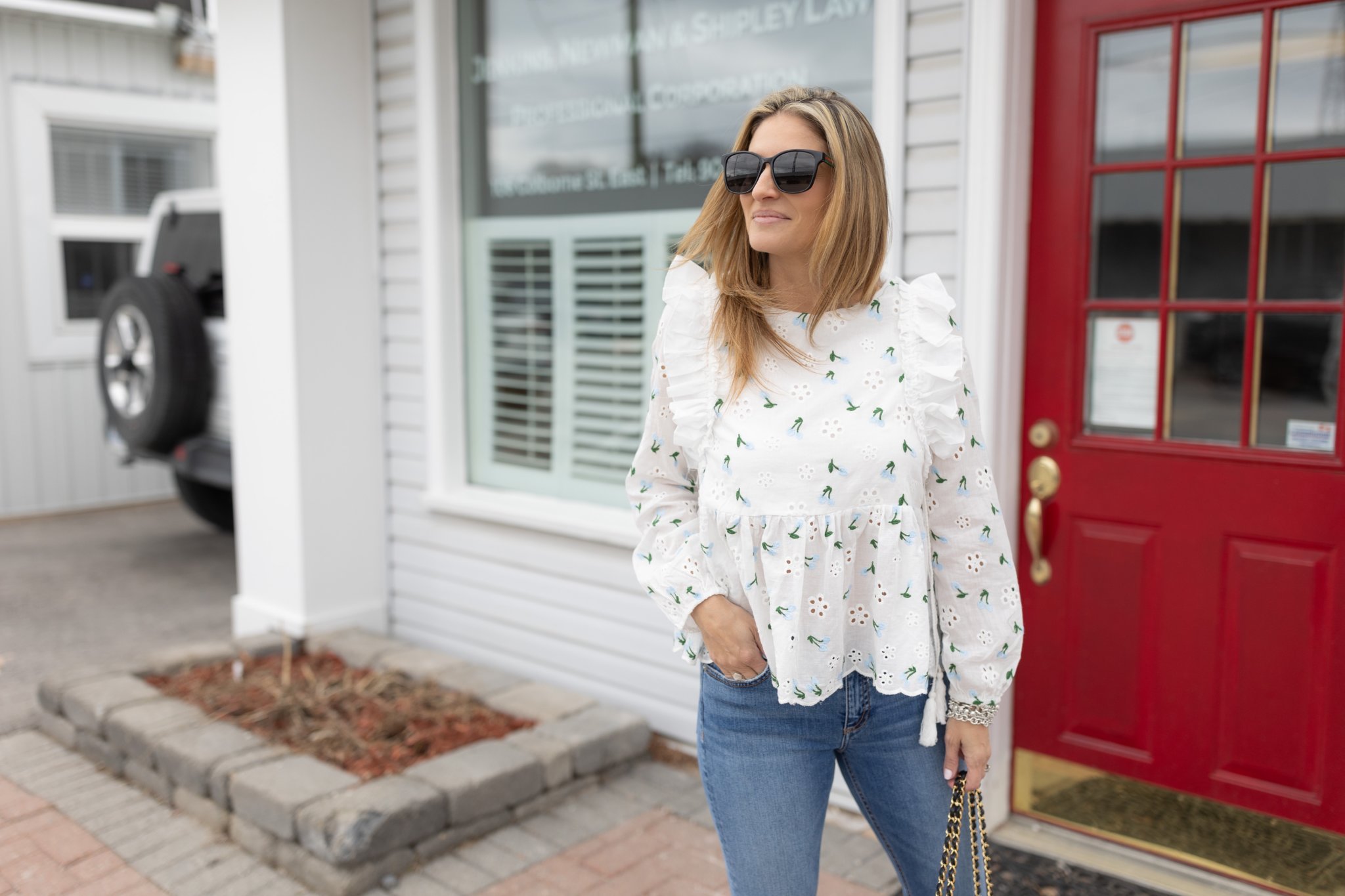 Embroidered Floral Top for Spring - sparkleshinylove