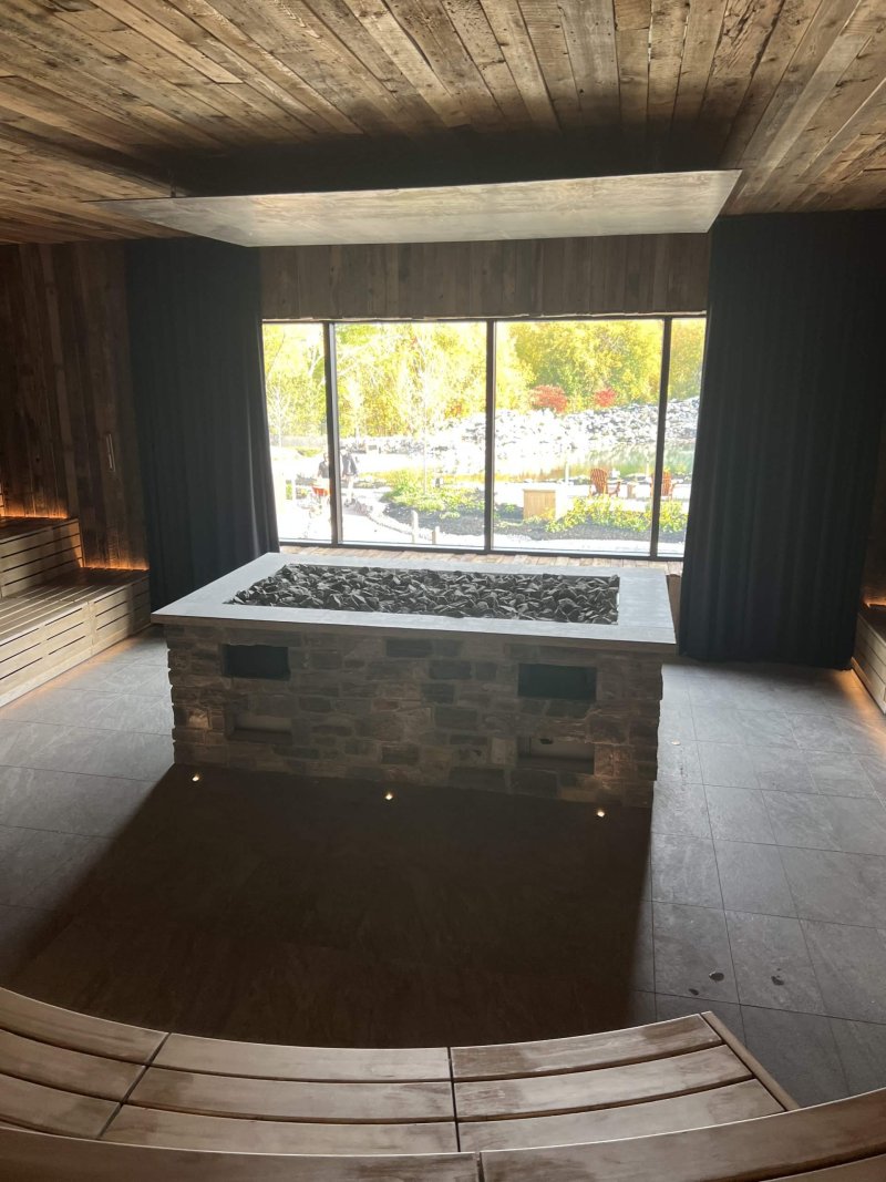 How to Spend the Day at Thermëa Spa Village Whitby - sparkleshinylove